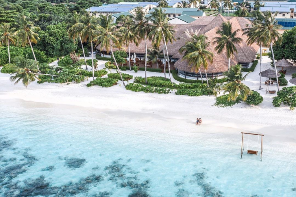 Malediven: Reethi Faru Eco-Resort - WeTravelEco