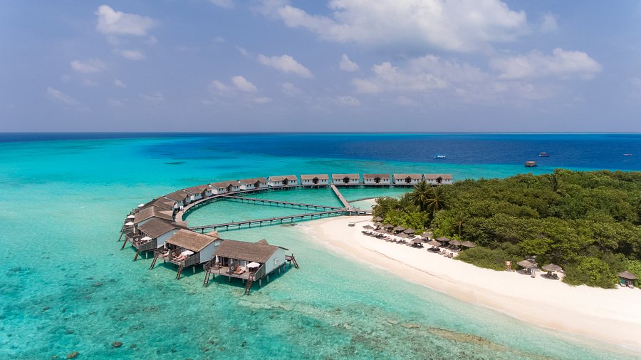 Malediven: Reethi Beach Island Resort - WeTravelEco